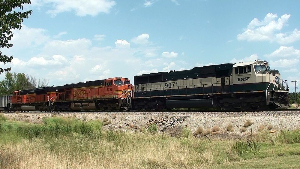 BNSF 9671